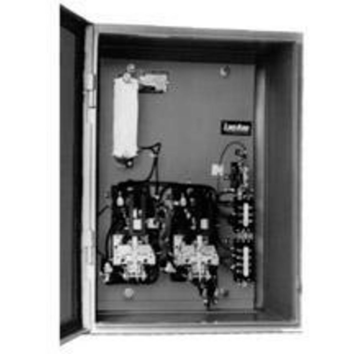 Class 7145 and 7146 DC Reversing Reduced-Voltage Motor Starters | Hubbell